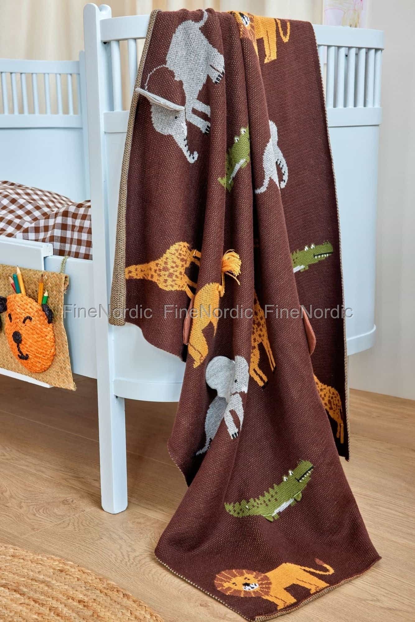 Rice Gestrickte Babydecke - Tiere und 3D Details - Schokoladenbraun 80 x 100 cm