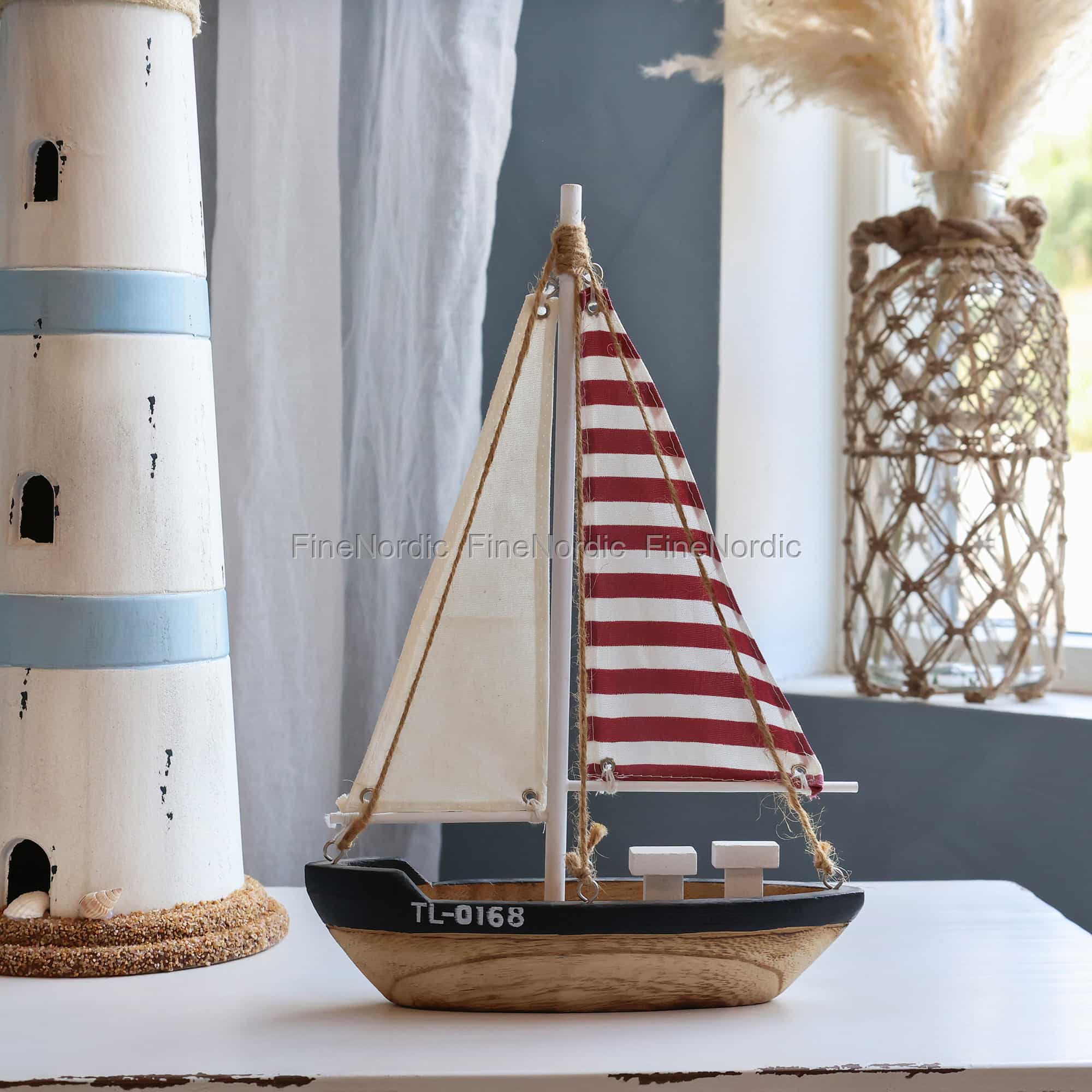 Chic Antique Segelboot Cherry